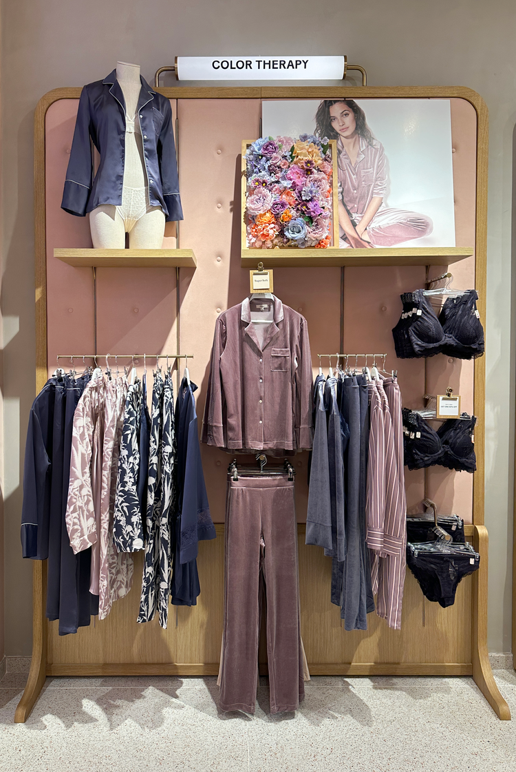 Visual Merchandising and Store Design — Sizemore Color Studios