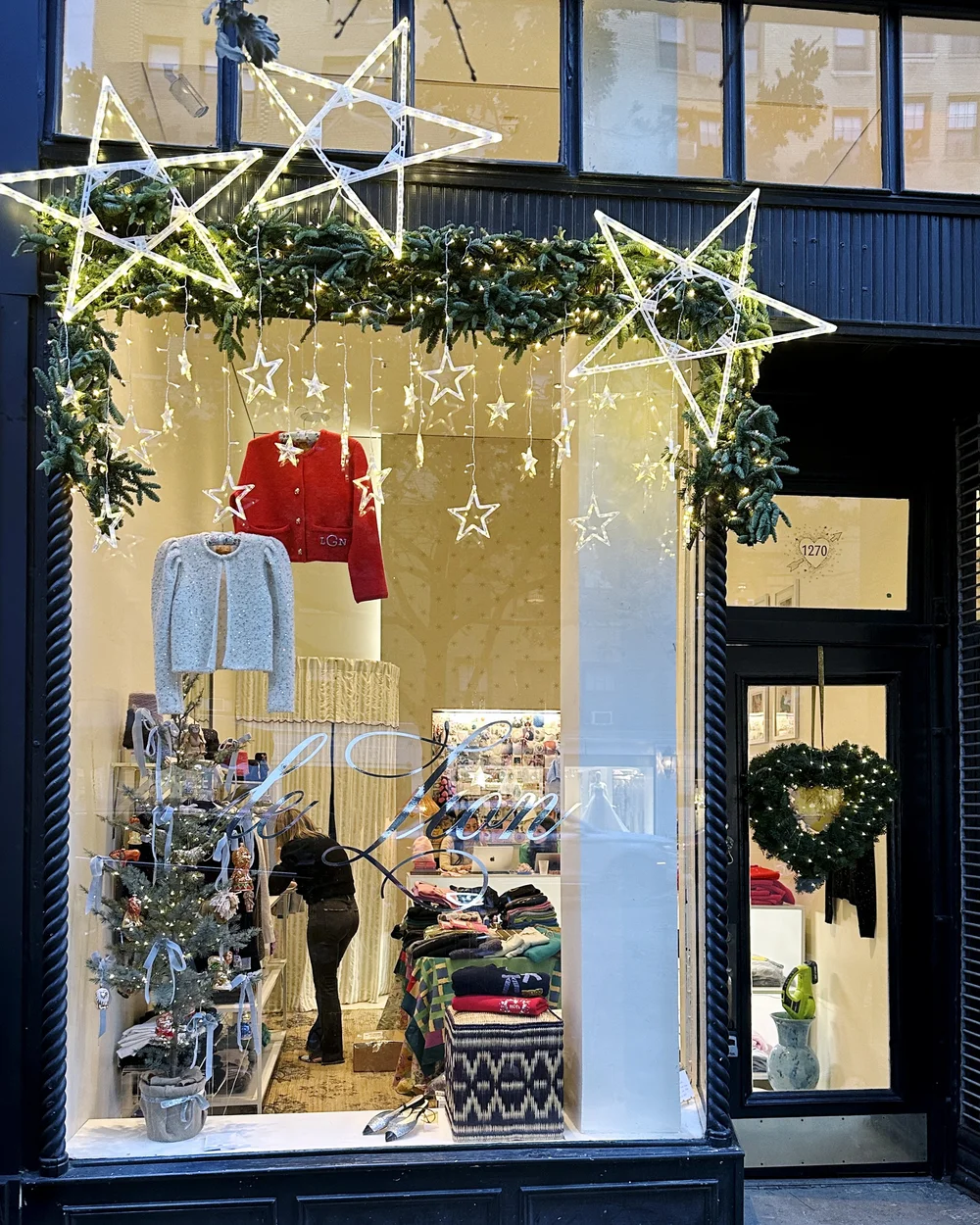 Retail Window Design by Nick Sizemore — Sizemore Color Studios