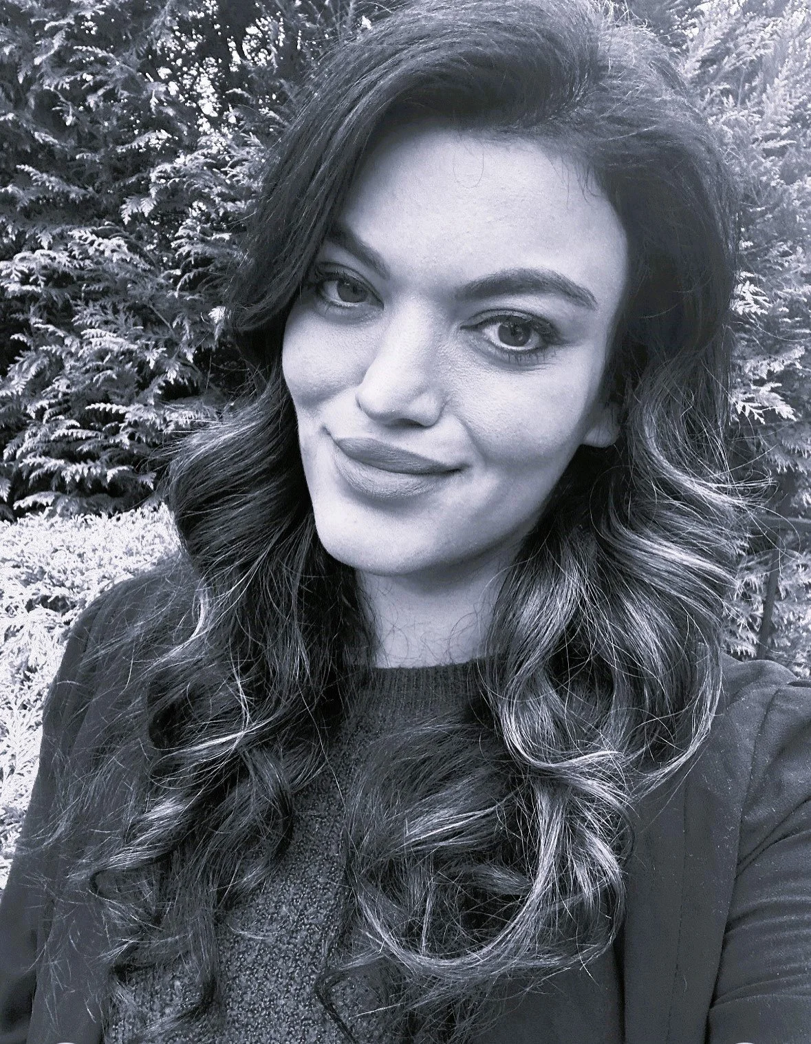 Niloofar Mirhadi, LMSW | Manhattan Therapy Individual and Couples Therapy