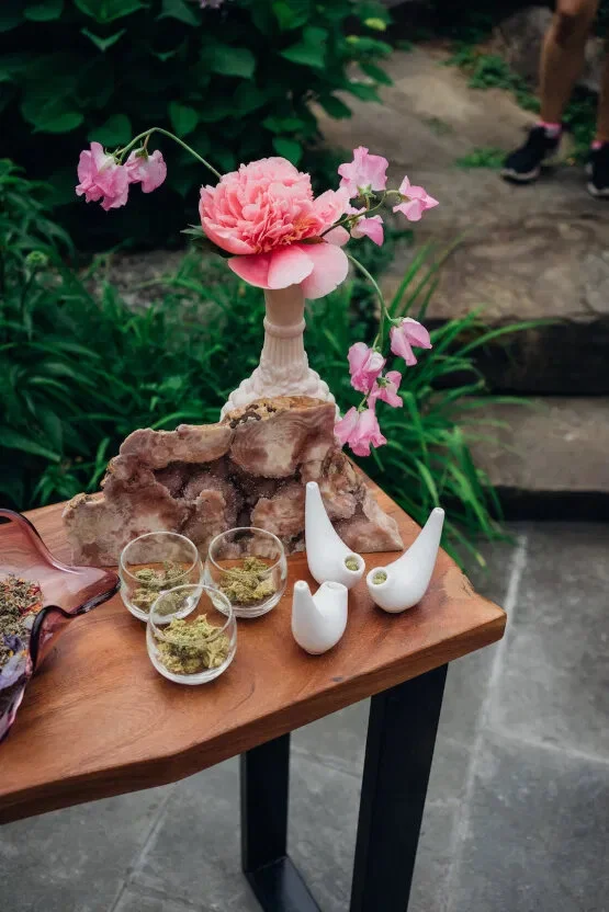 Weed Weddings: Your Guide To A Cannabis-Friendly Ceremony — High Herstory