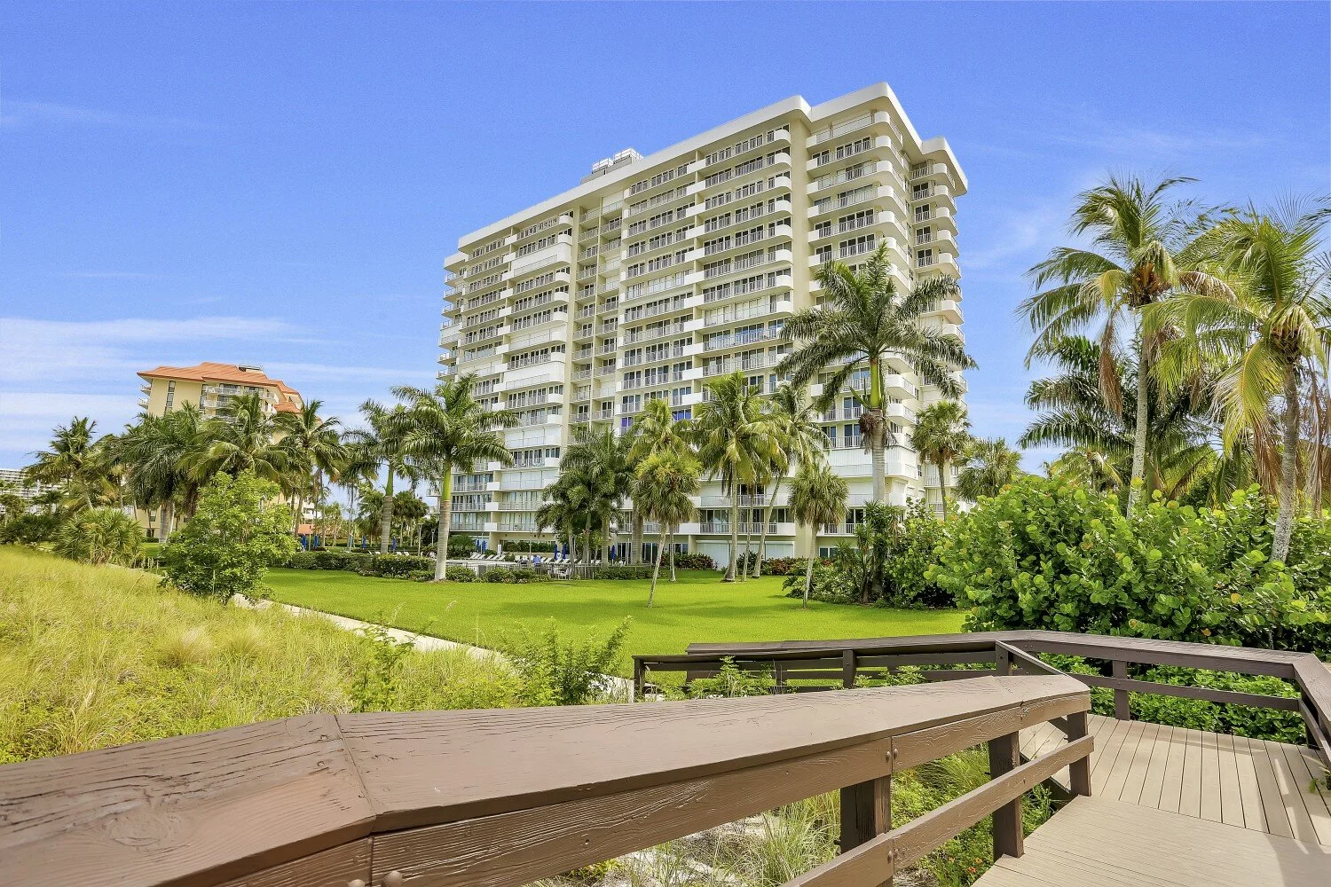 Admiralty House — Pat Wilkins | RE/MAX Alliance Group