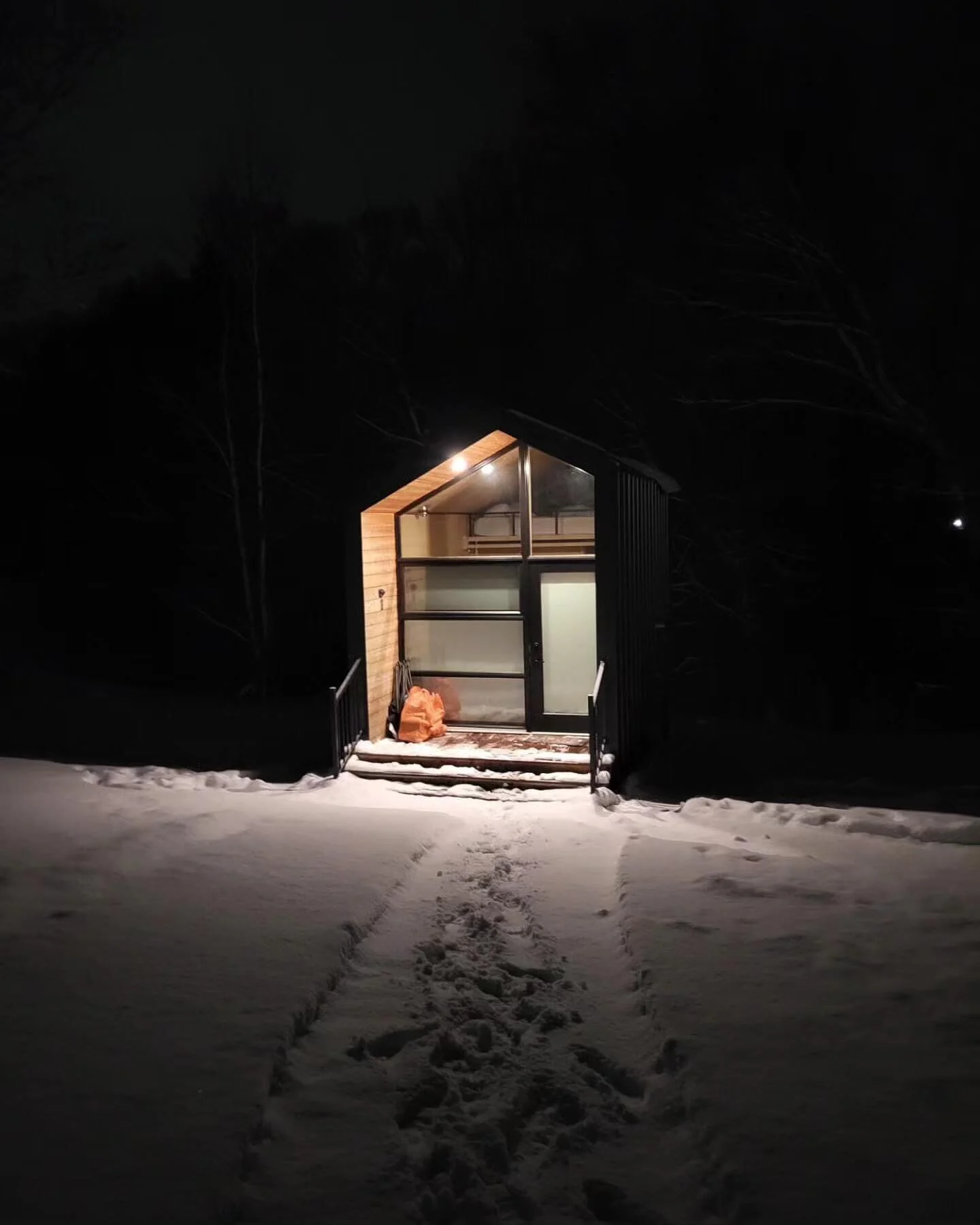 Meridian63° Tiny Cabins - Accommodations at Strathgartney, Prince ...