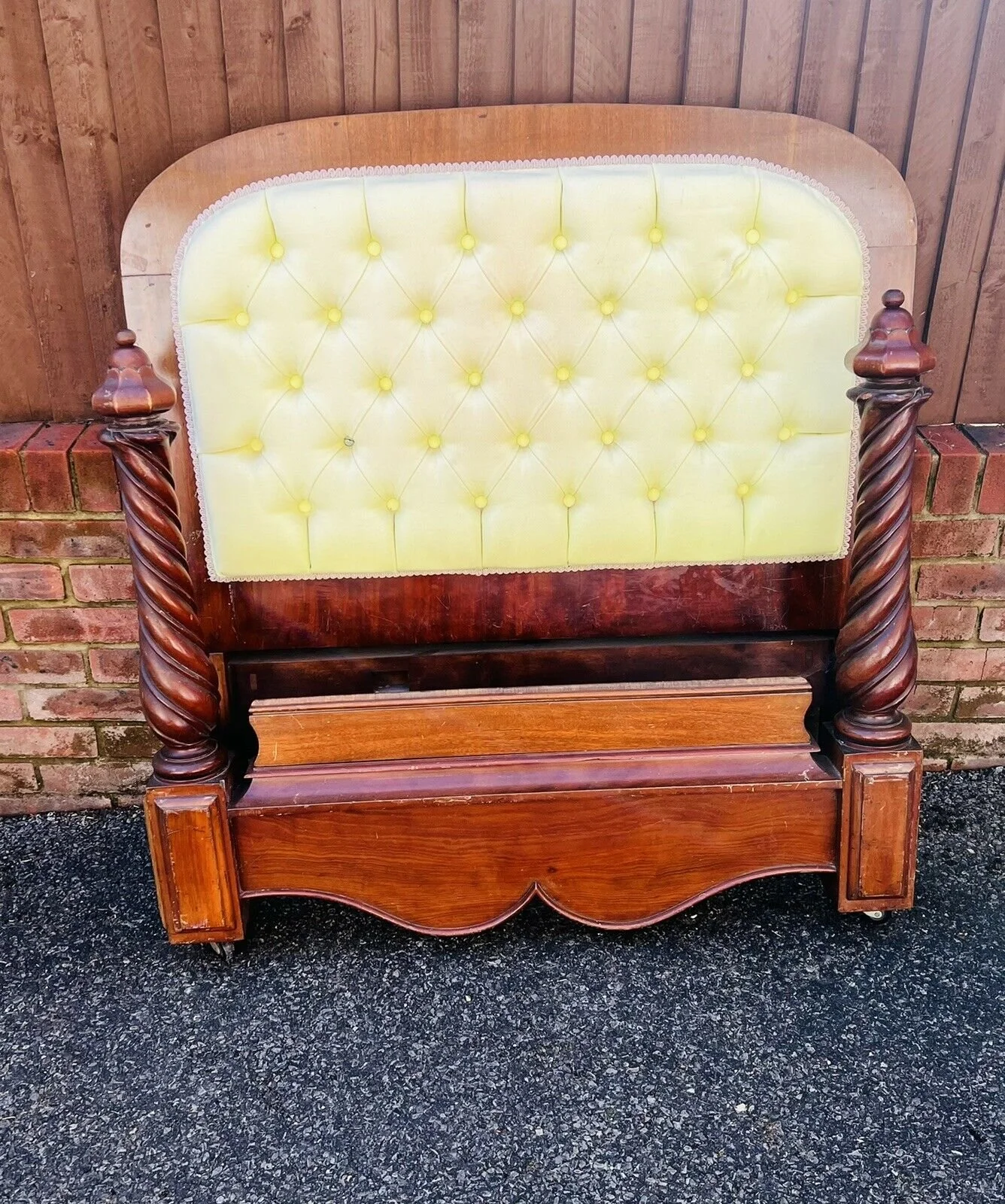 19th CENTURY VICTORIAN SINGLE BED FRAME — Hill's Antiques