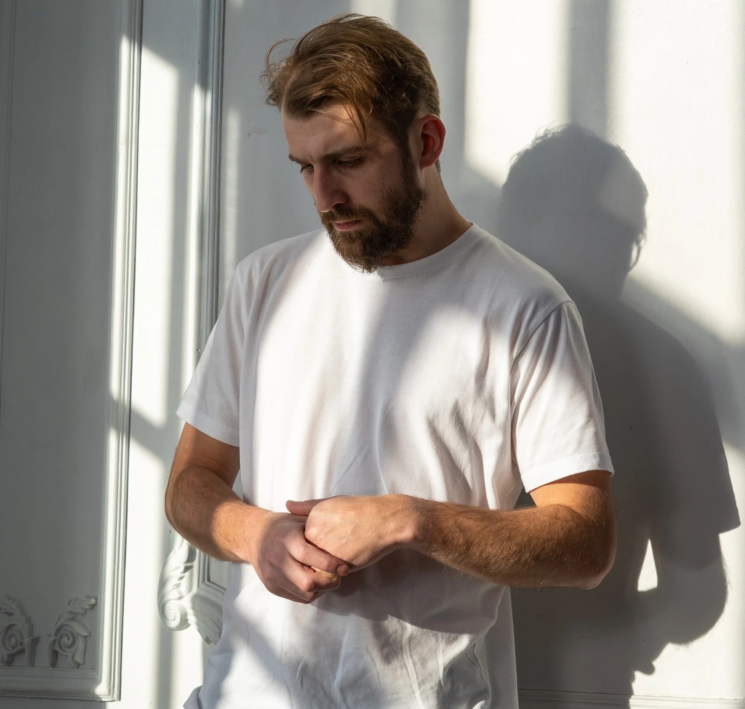 There’s Still Hope: 10 Successful People Who Stuck Their Hands Together ...