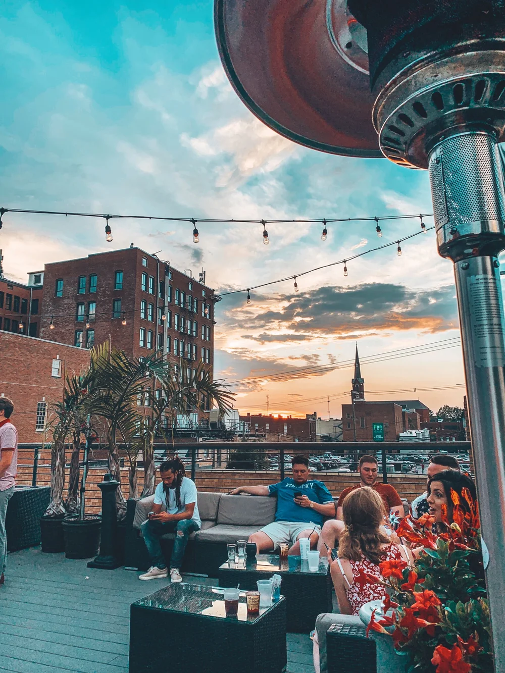 Belle's Cocktail House