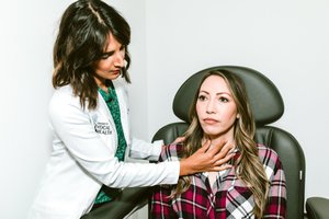 LARYNGEAL MASSAGE — Center for Vocal Health | ENT & Laryngology