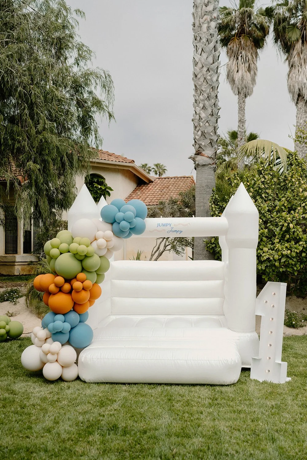 San Diego Bounce House & Waterslide Rentals | Inflate San Diego
