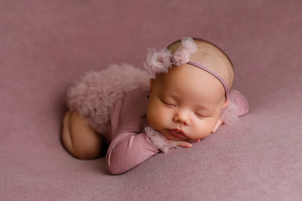 Newborn Girls — Ana Brandt