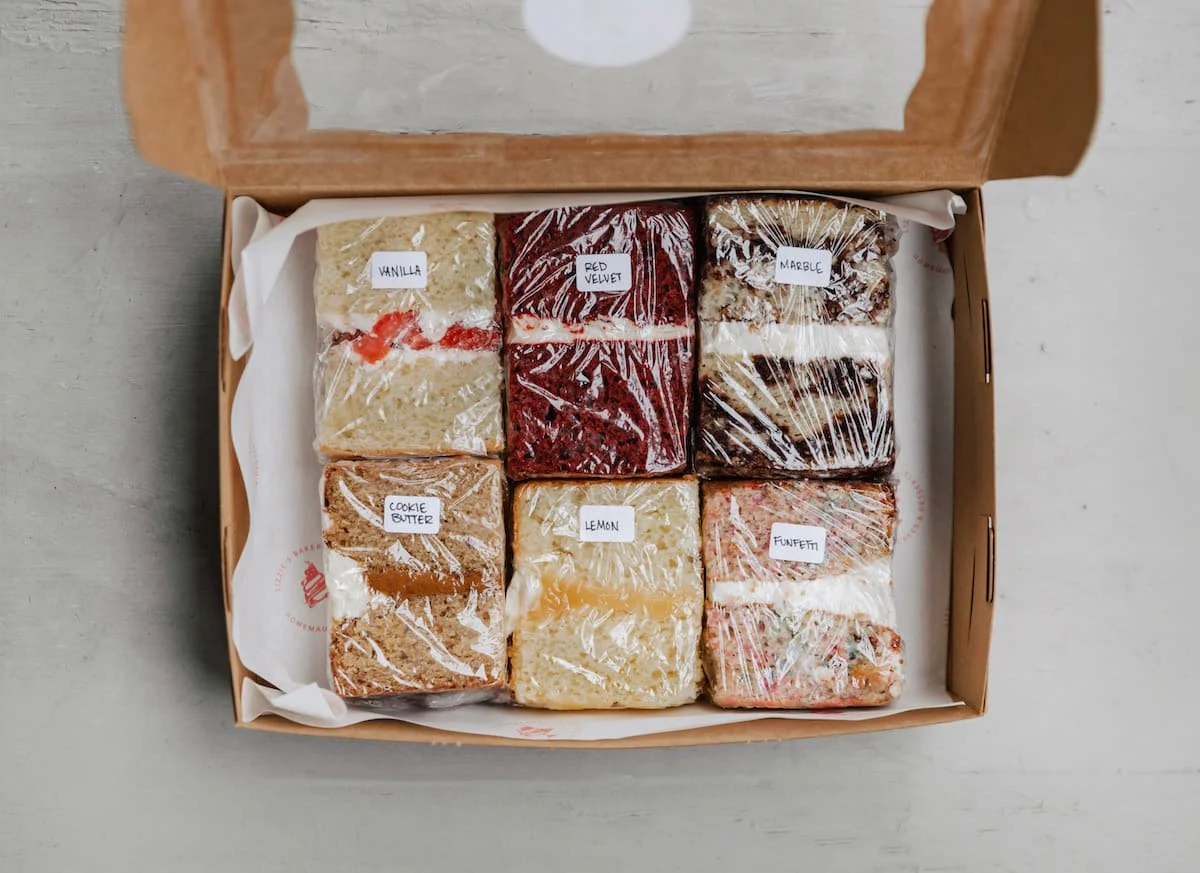 Custom Cakes and Desserts Store — Lizzie's Bakery