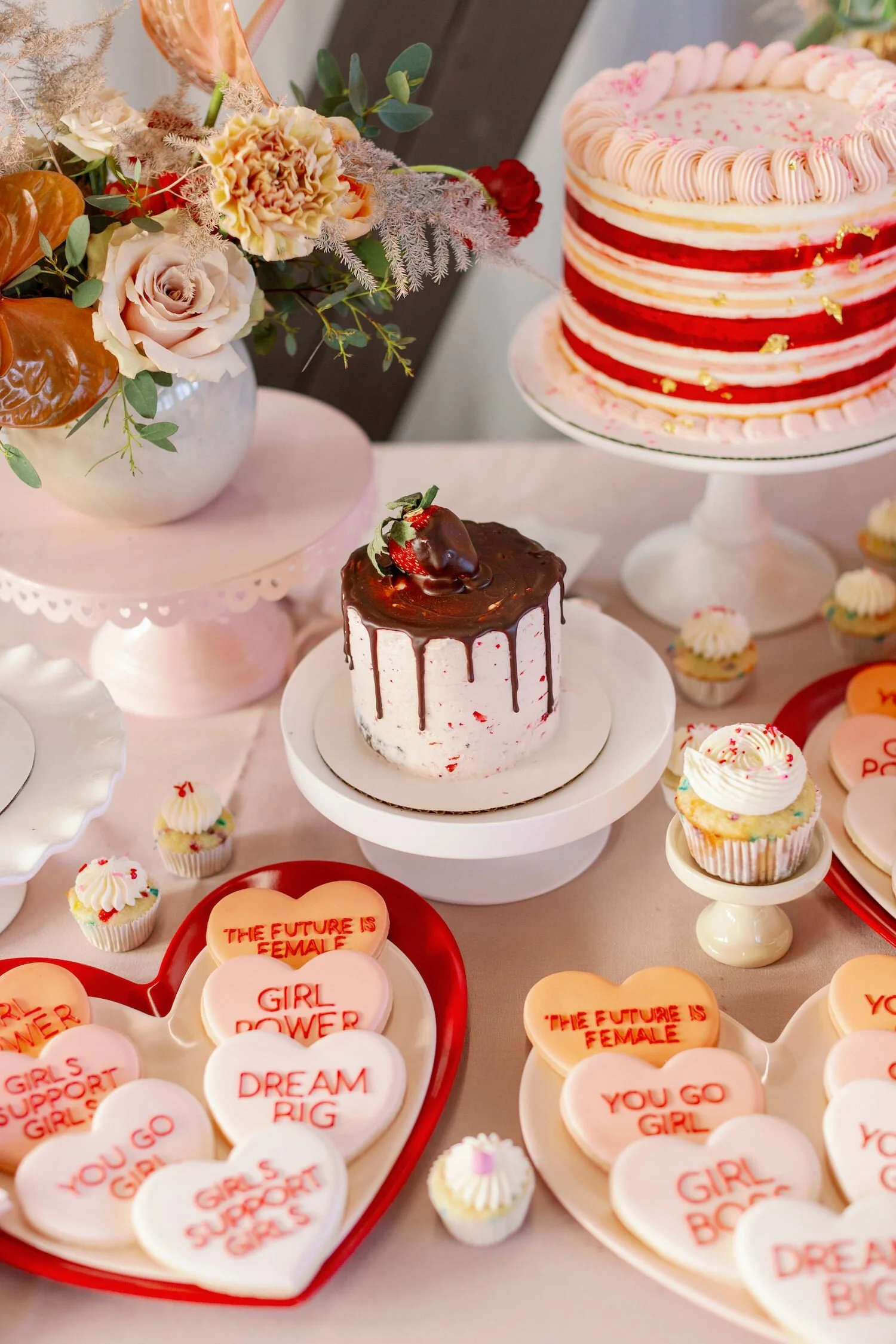 Custom Desserts — Lizzie's Bakery