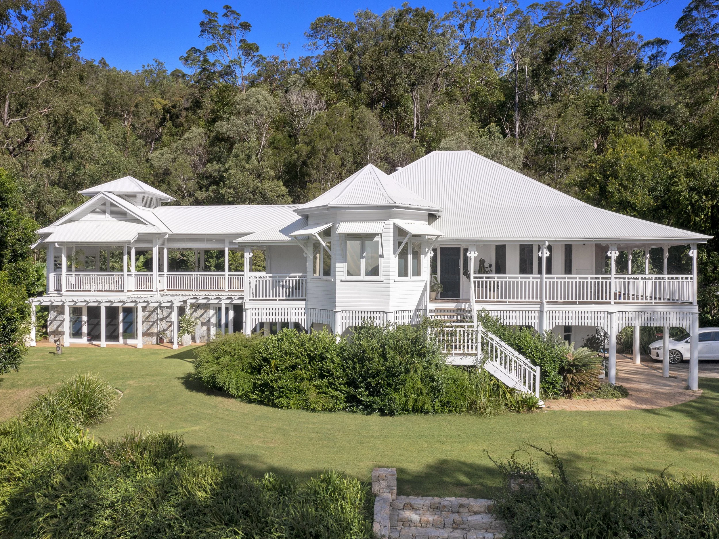 Renovating a Queenslander — BAASTUDIO Architecture