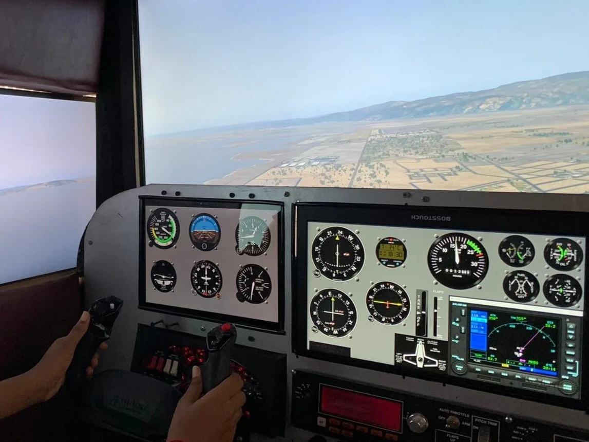 Flight Simulator — Aeronautical School W.I.