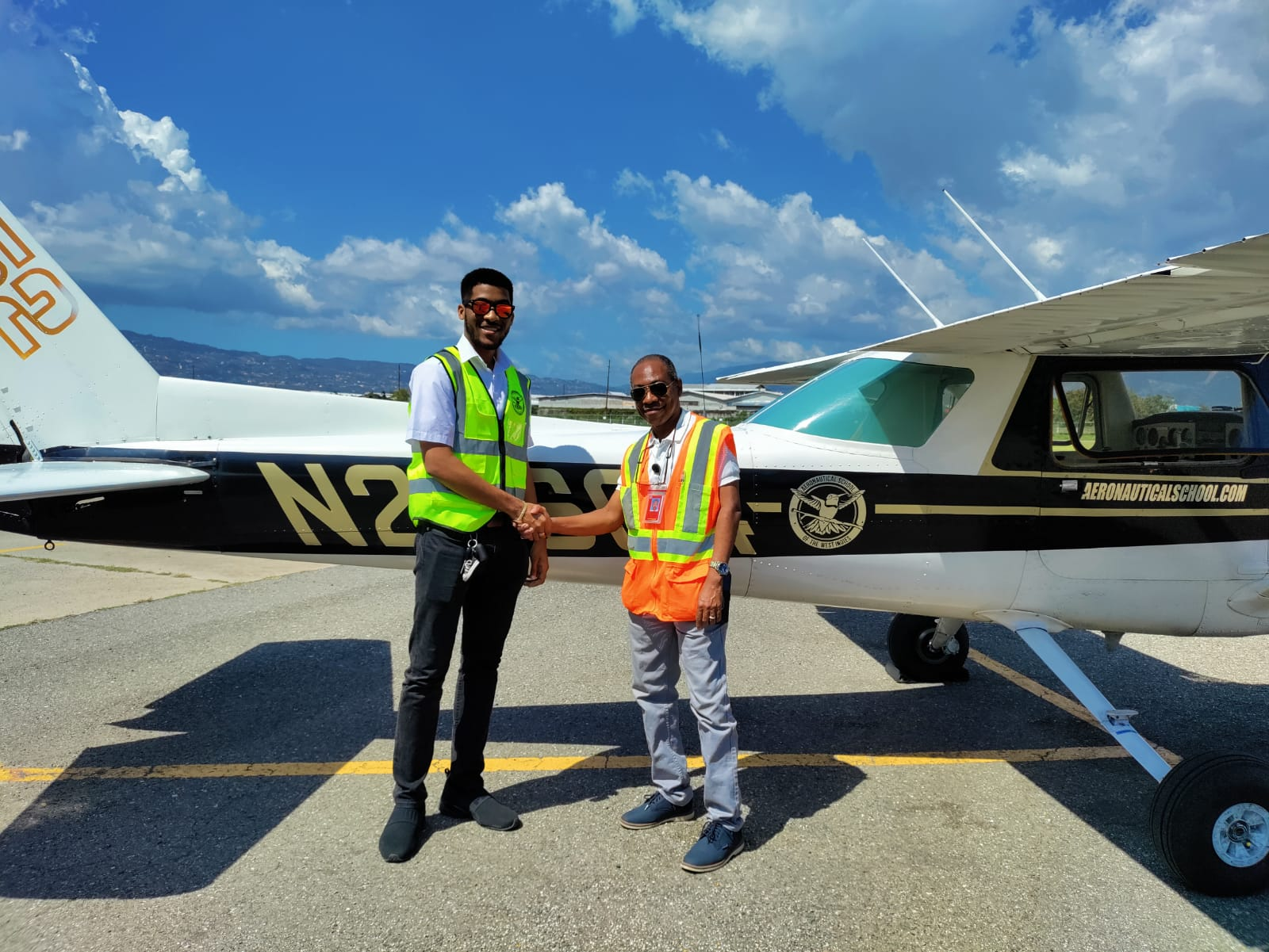 ASWI PILOTS — Aeronautical School W.I.