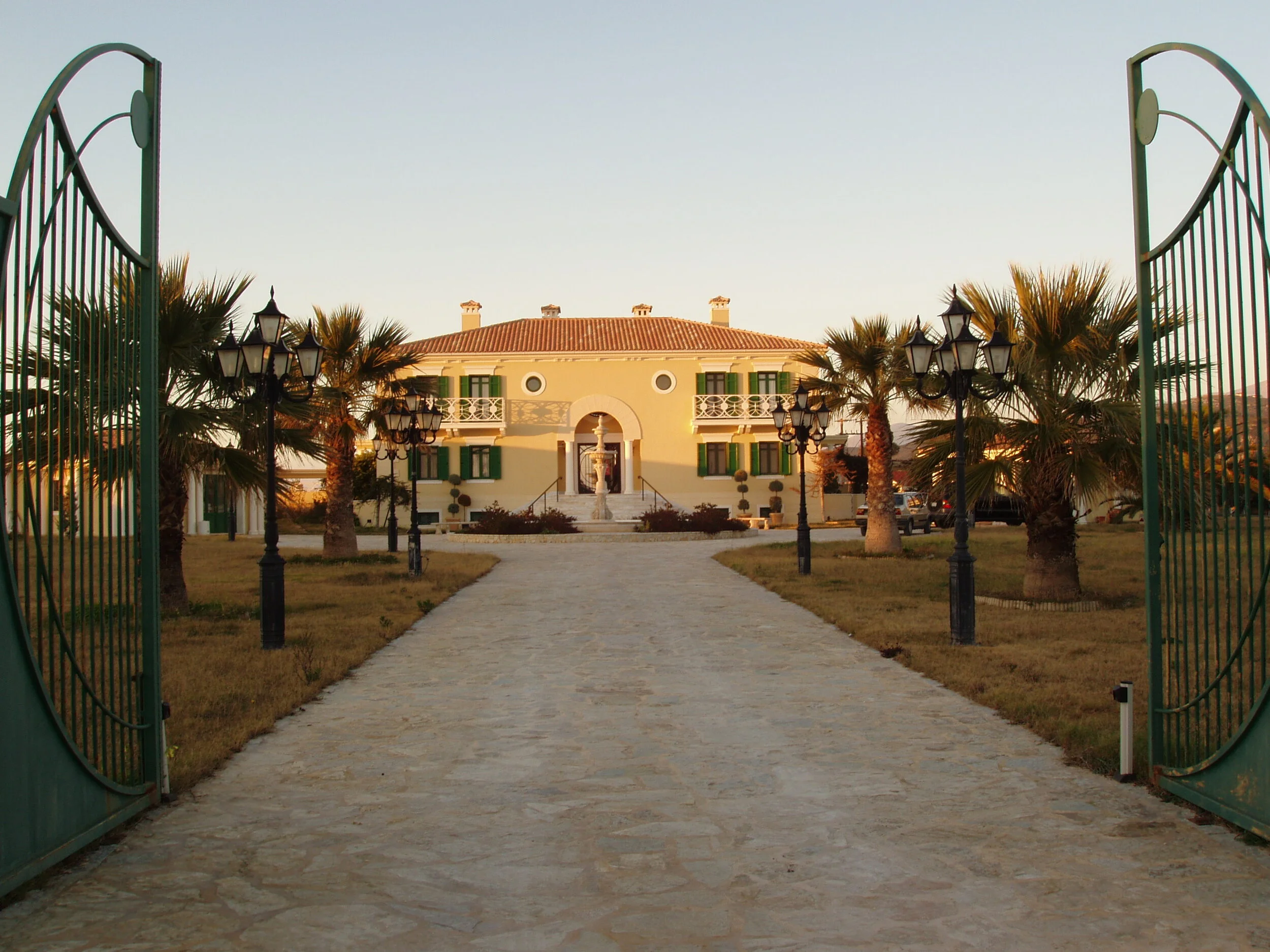 About — Thomas Dever/Dever Architects