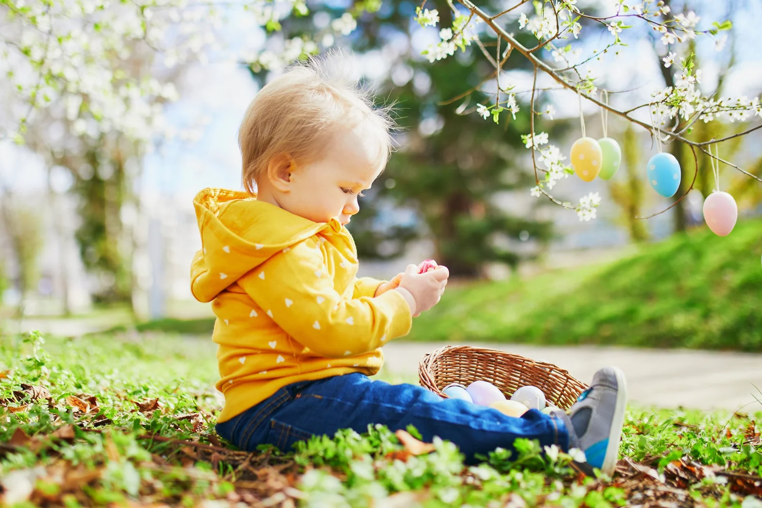 10 Easter Basket Ideas for 1-Year-Old Girls — theCityMoms