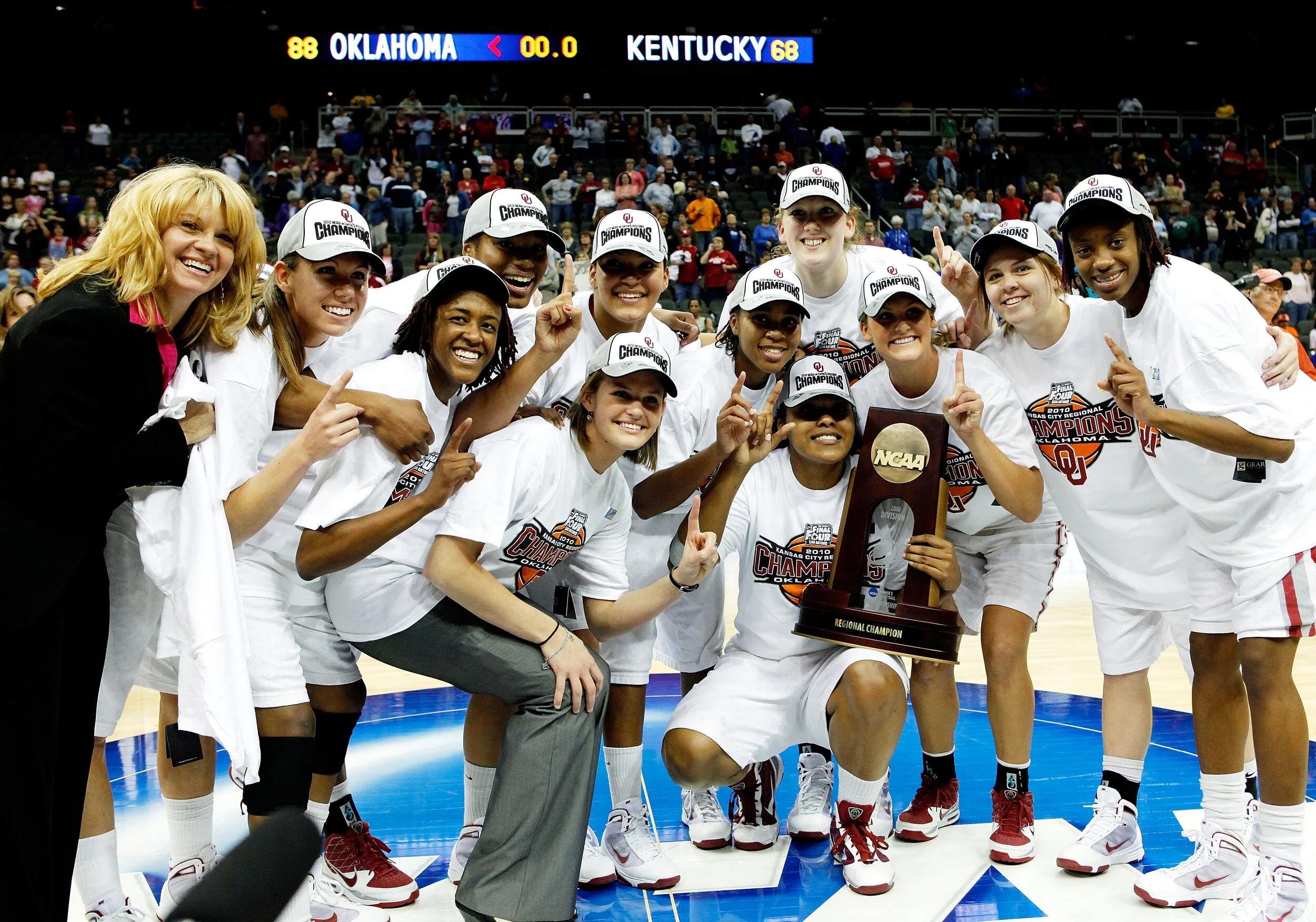 About - Sherri Coale, Hall of Fame Coach, Writer, Speaker, and Believer ...