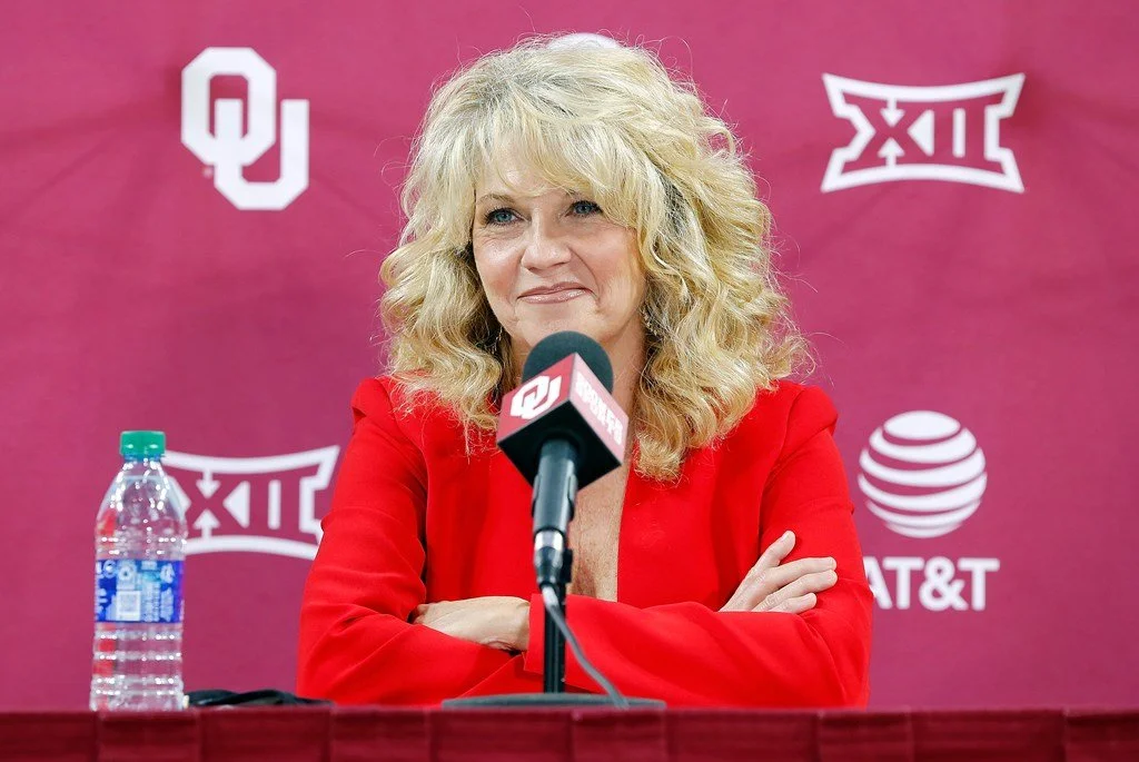 About - Sherri Coale, Hall of Fame Coach, Writer, Speaker, and Believer ...