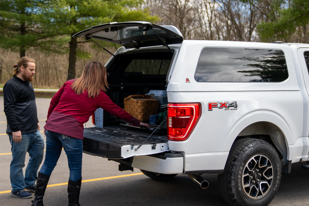 The 100XQ Sport from LEER — S-Cargo Truck Caps - Northern Colorado's ...