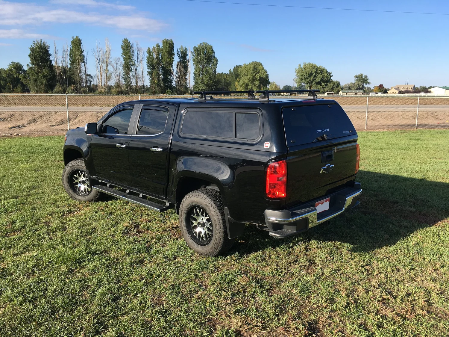 Truck Caps for Chevy Colorado and GMC Canyon — S-Cargo Truck Caps ...