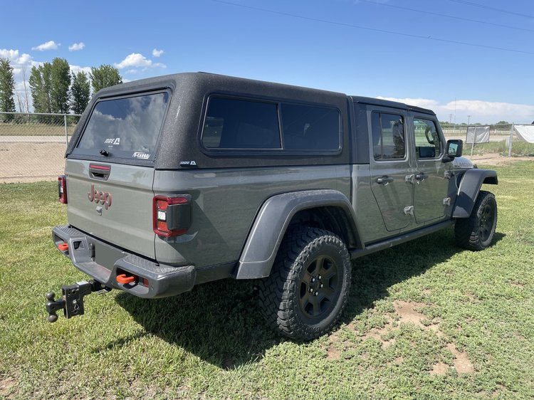 Fiberglass and Stainless Steel Toppers for the Jeep Gladiator — S-Cargo ...