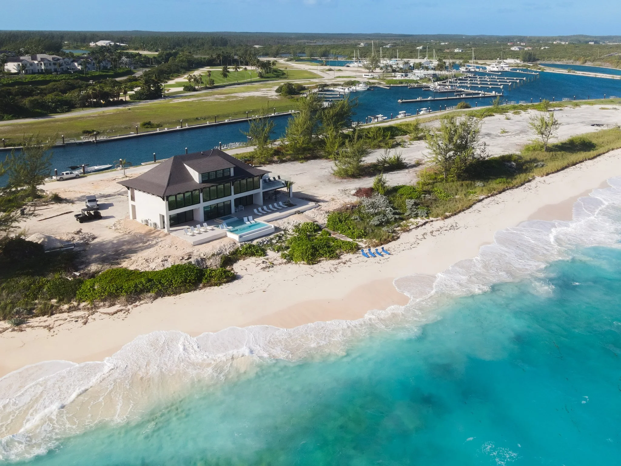 Marina Beach Villa - Exuma Exclusives - Vacation Home Rentals in Exuma ...