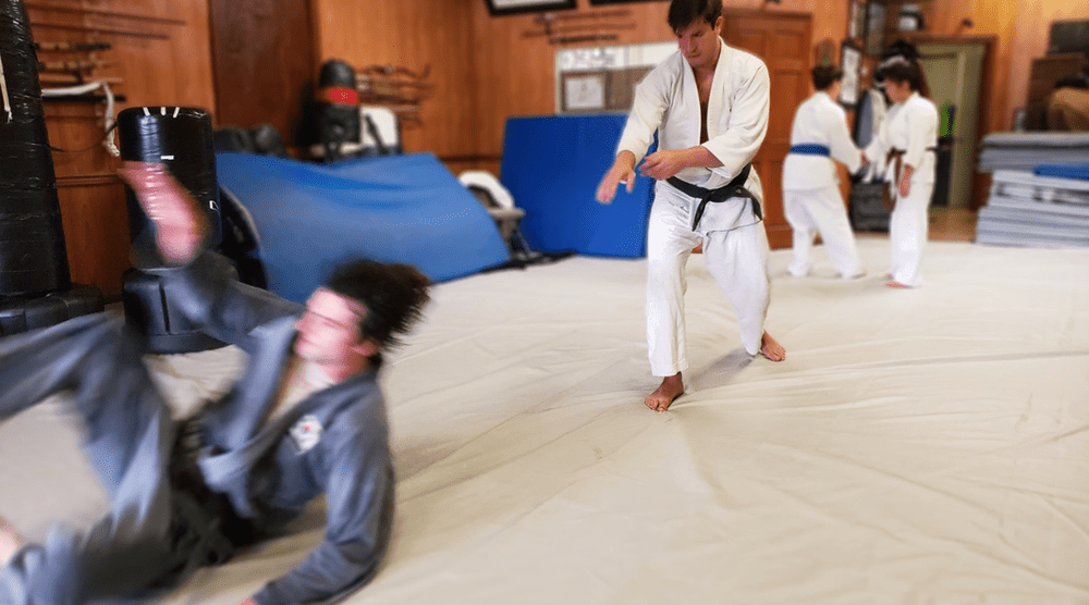 Executive Martial Arts Nashville | Self Defense Classes | Swordsmanship ...