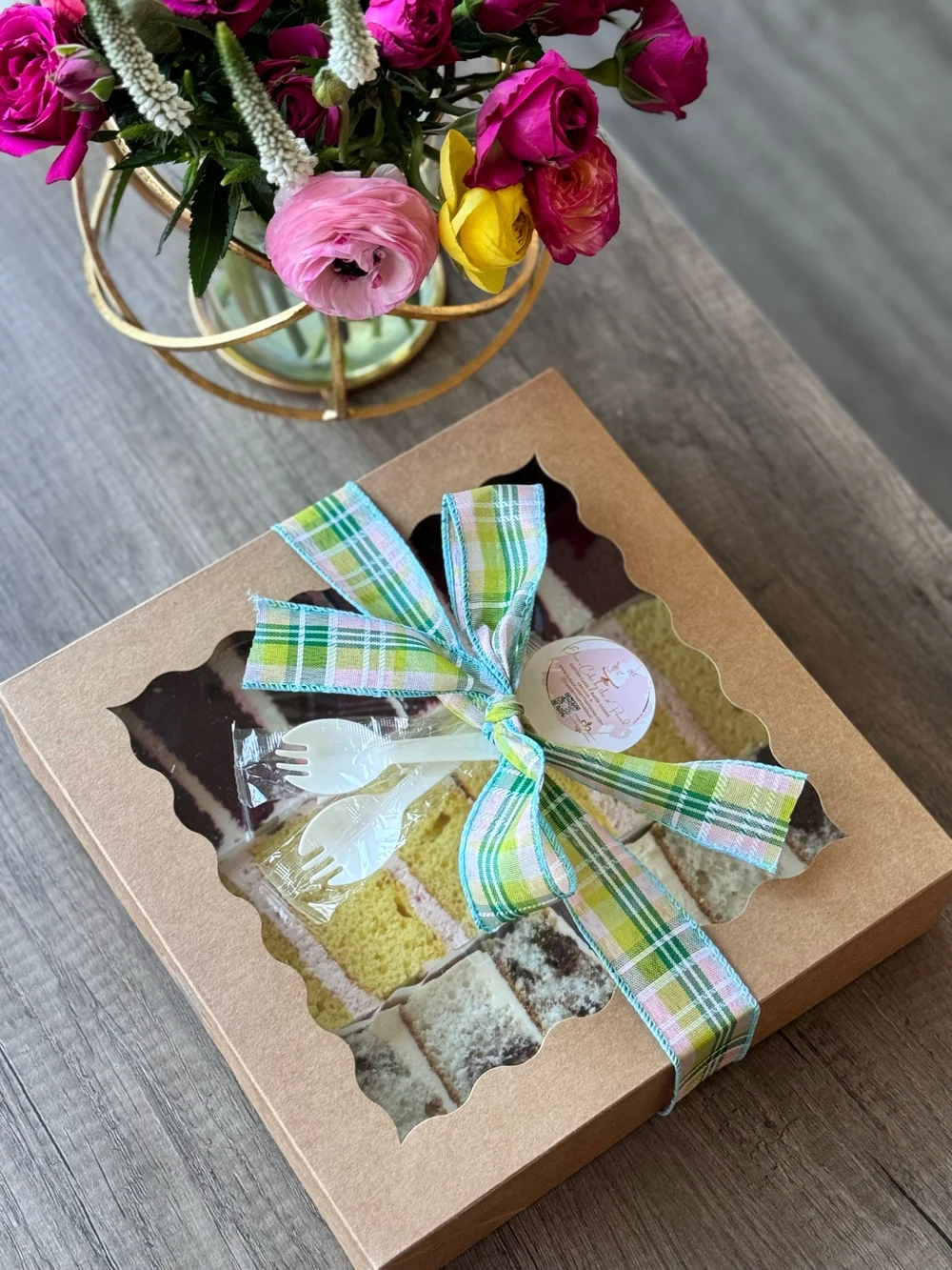 Black-owned bakery in Chicago specializing in custom cakes & corporate ...