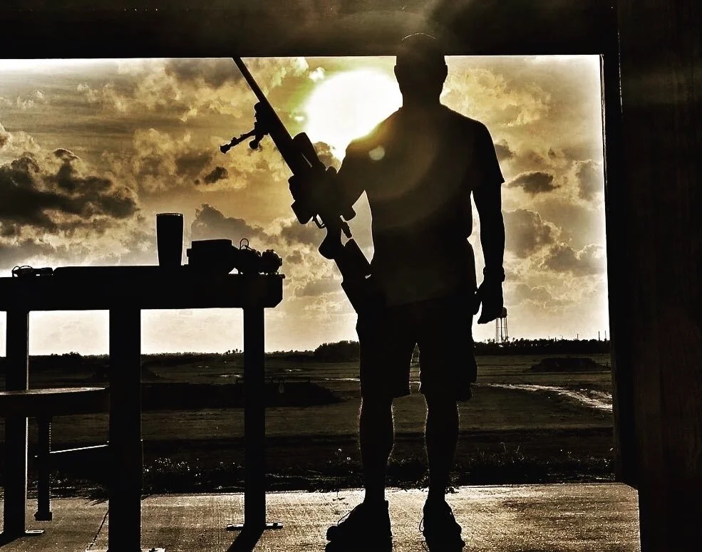 Team — Standing Offhand