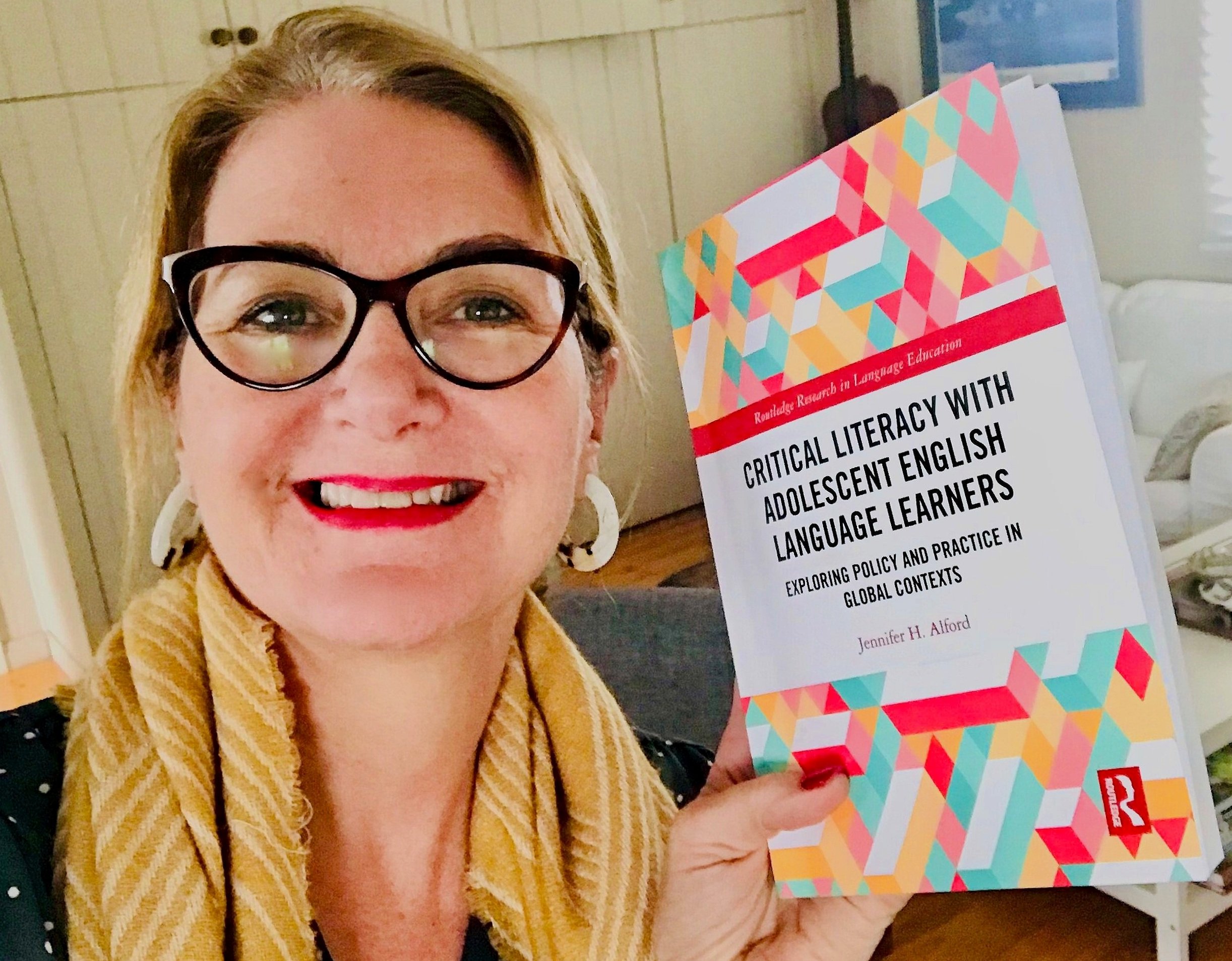 Enhancing critical literacy with migrant and refugee-background youth