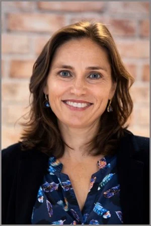 Elizabeth Mohr — Financial Times Board Director Programme