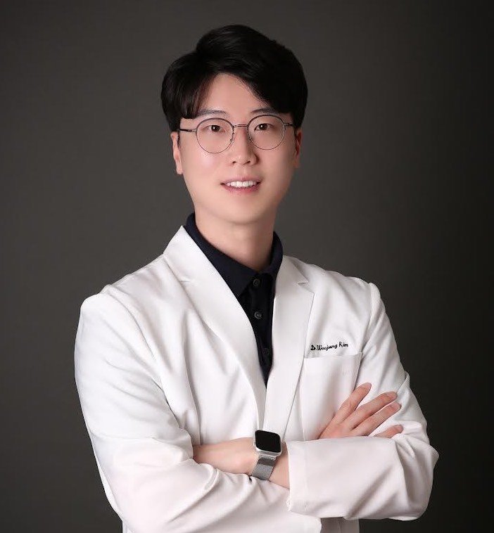 Best Dentists in Toronto - Dental Staff & Dental Surgeon - Doctor of ...