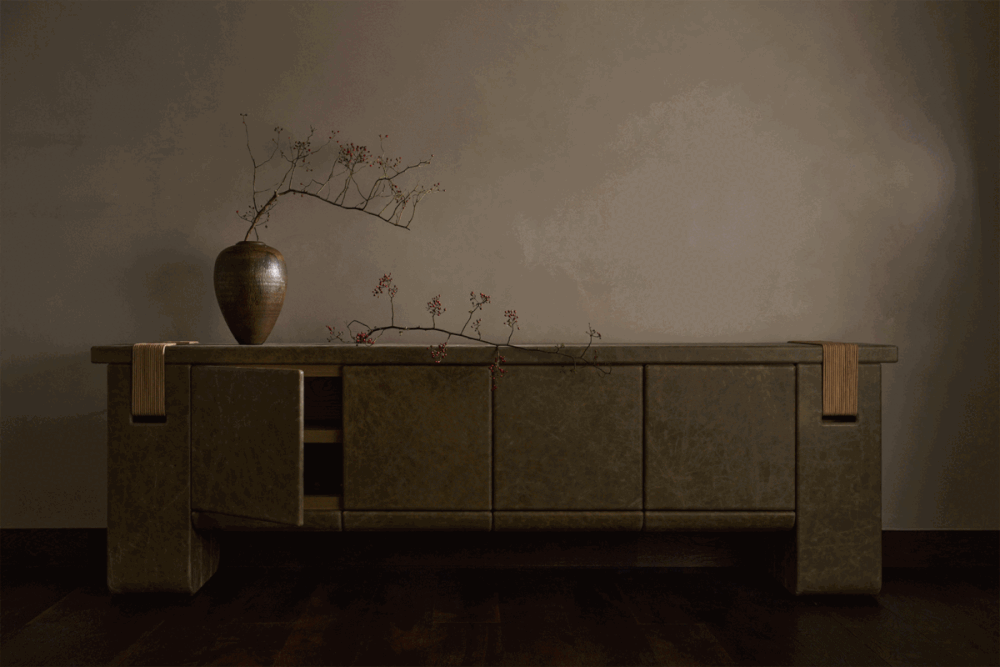 Custom — Studio Luddite