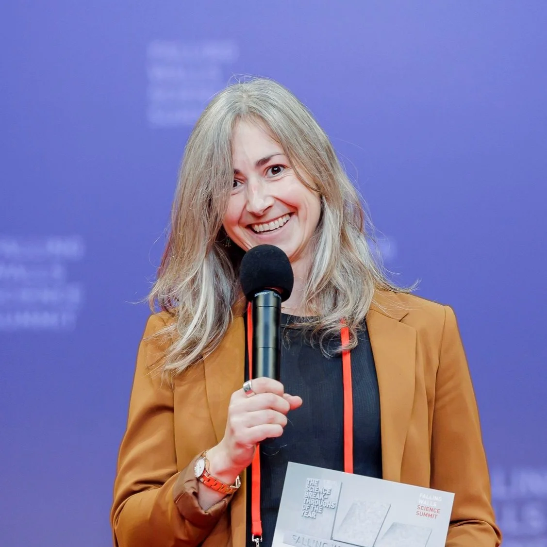 Meet the team — Science is a Drag