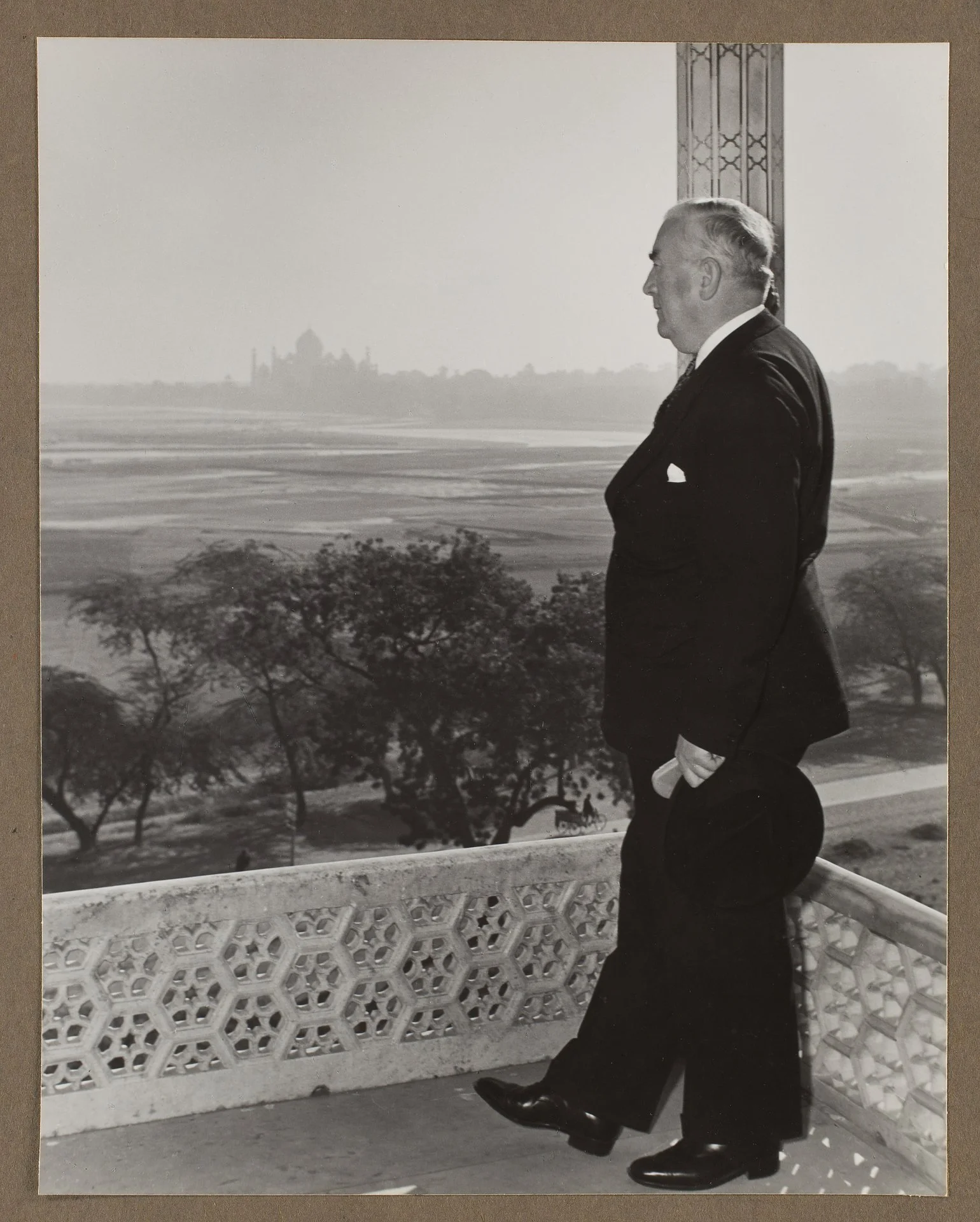 Menzies in India — Robert Menzies Institute
