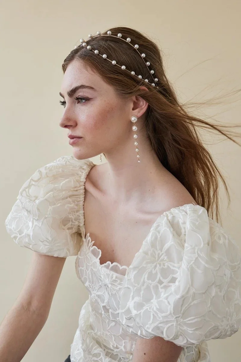 Poppy Vee Halo — The Fall Bride