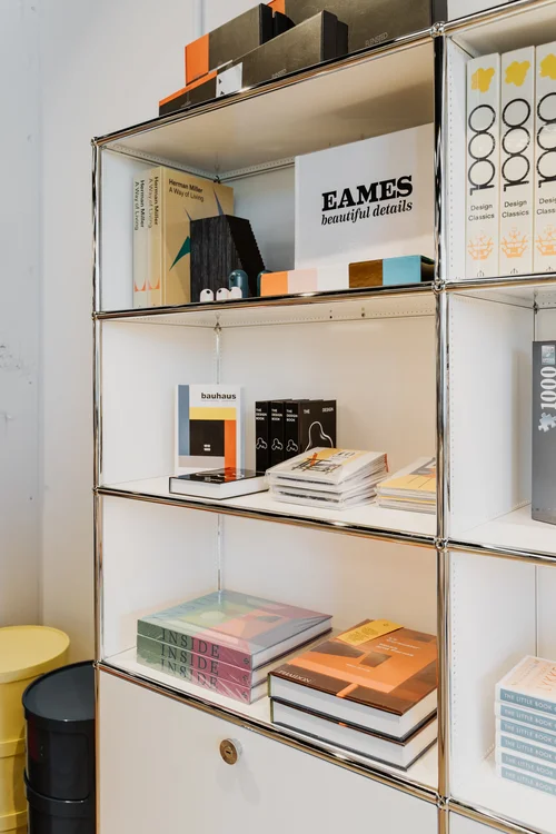 Gabriel Ross Showroom