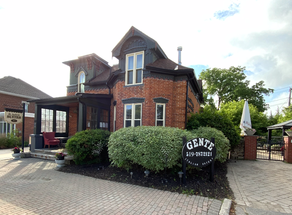 EAT — Downtown Fergus