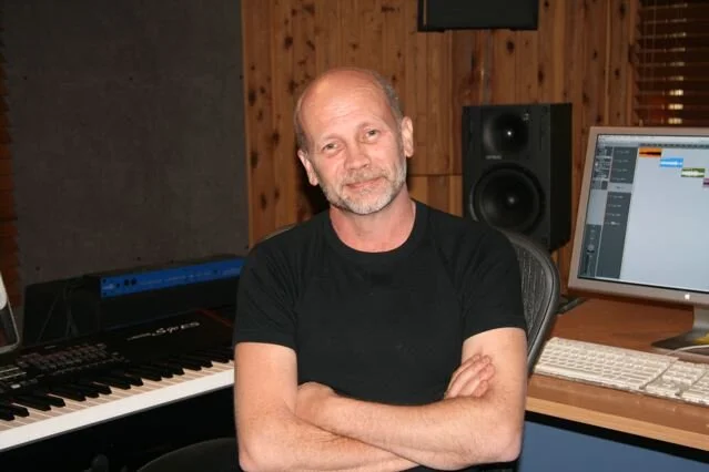 Tony O'Connor - World's #1 Relaxation Musician - Mariner, Rainforest ...