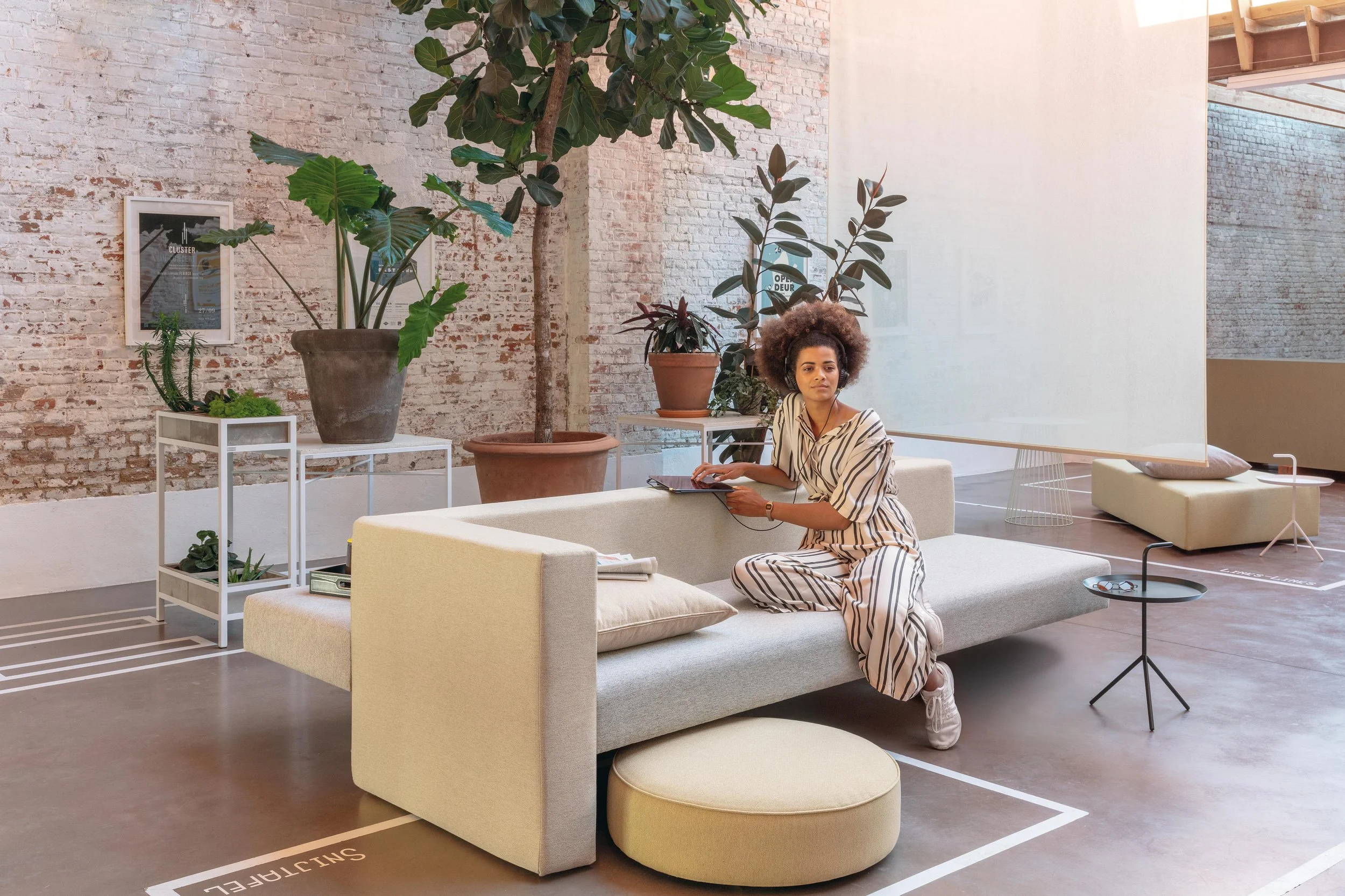 How modern workspaces are inspiring creativity and collaboration ...