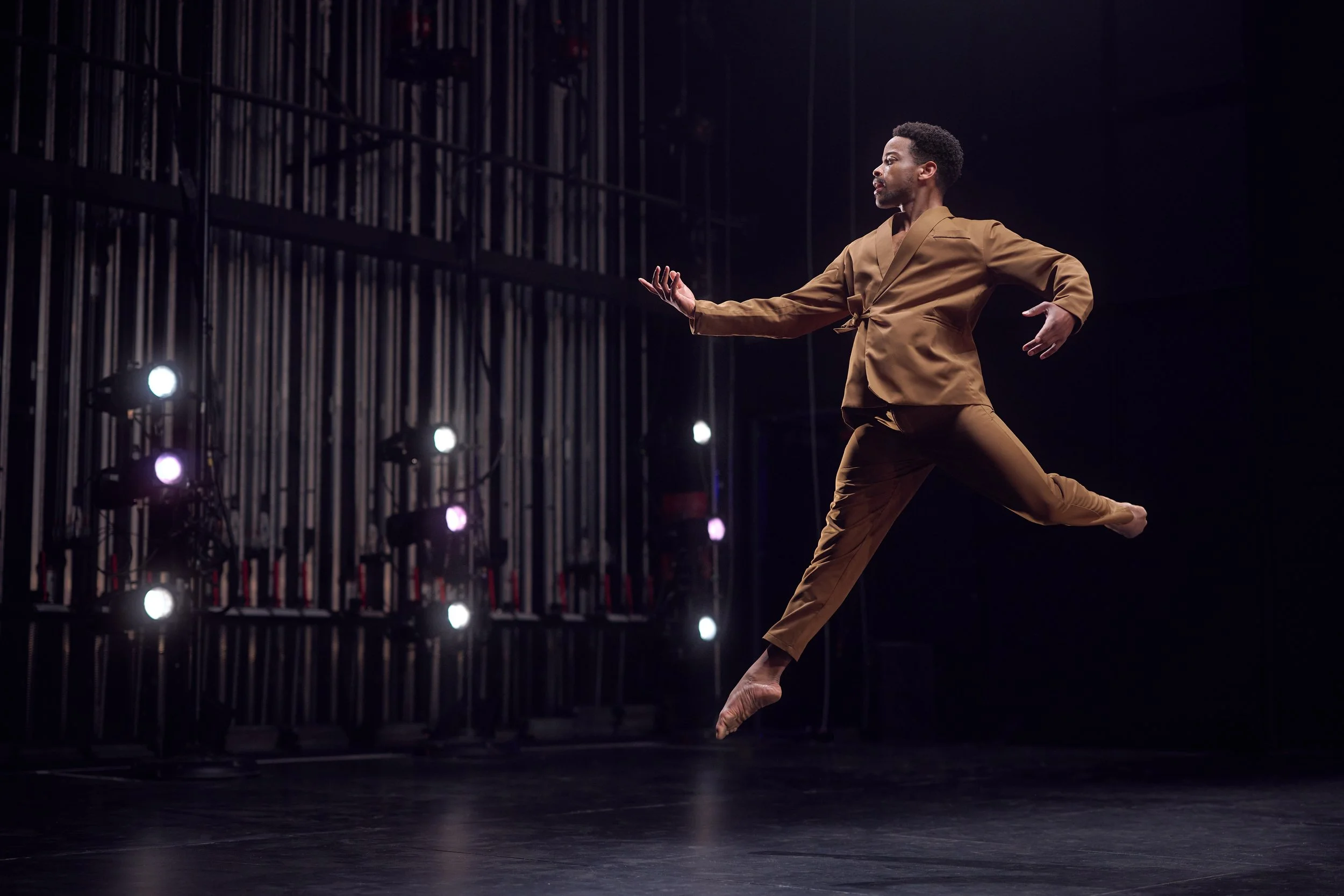 Saint Louis Dance Theatre