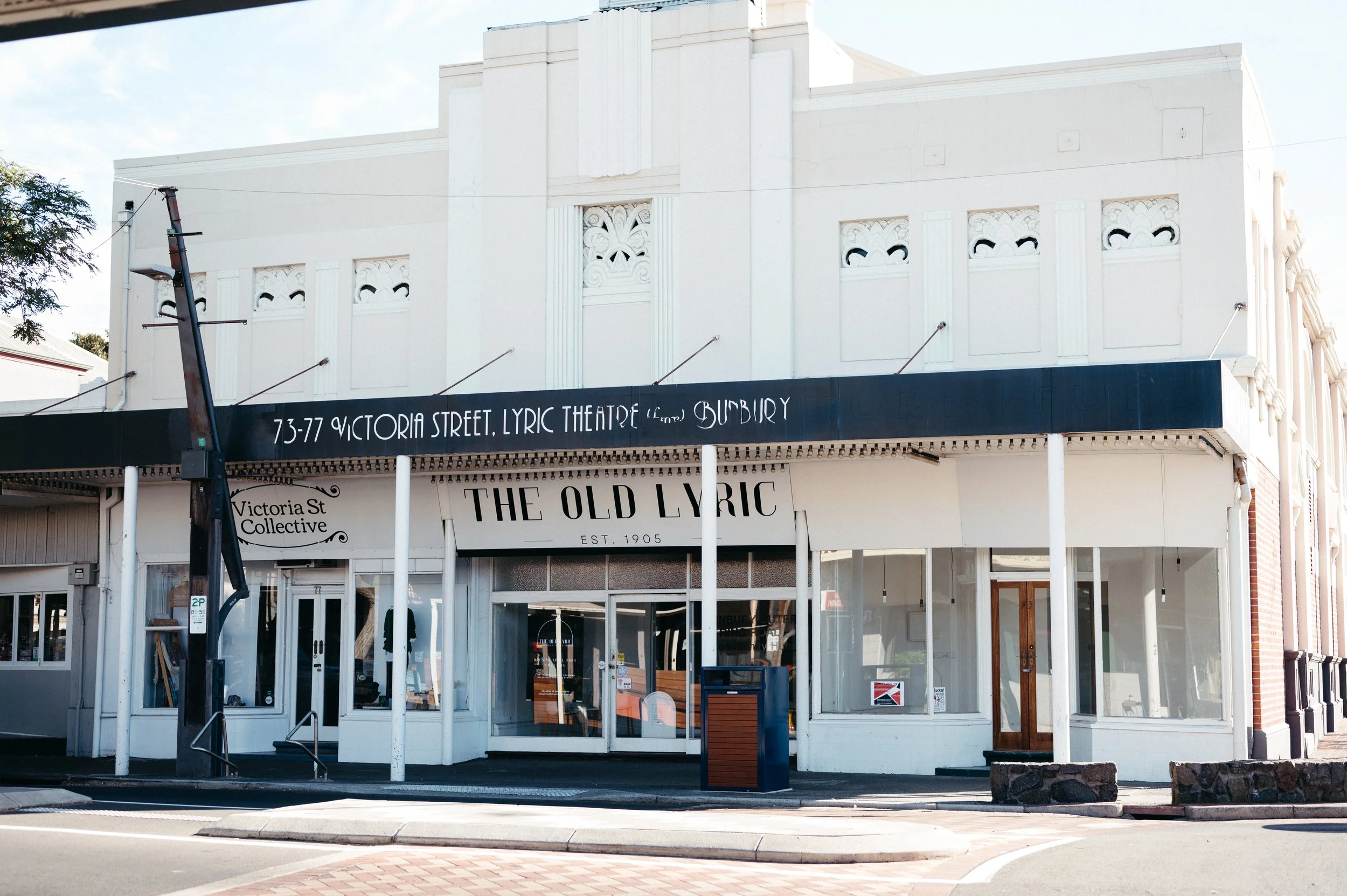 Market Eating House