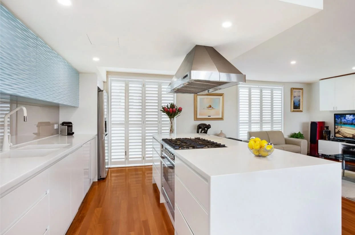Modern Kitchens — Kitchen Net