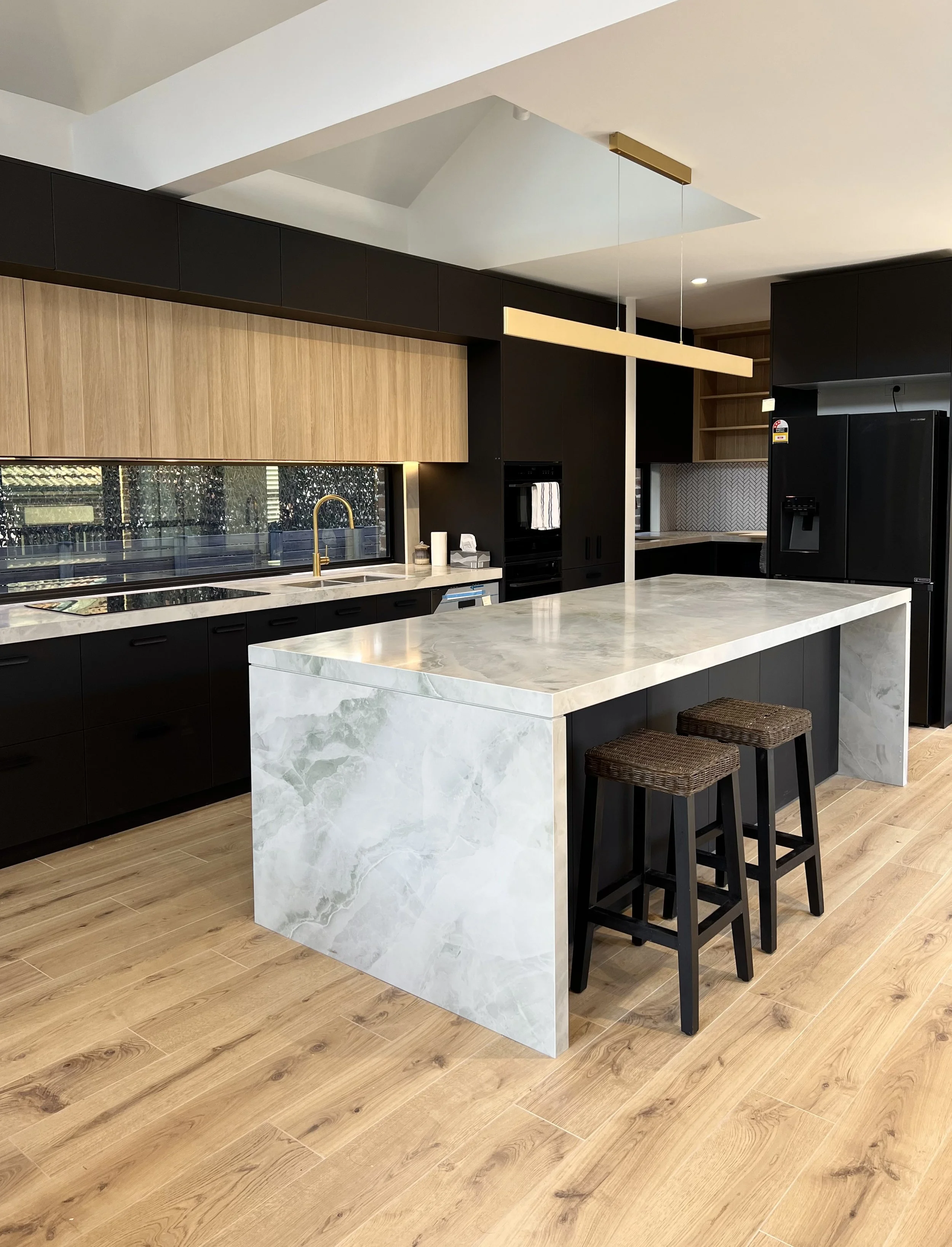 Modern Kitchens — Kitchen Net