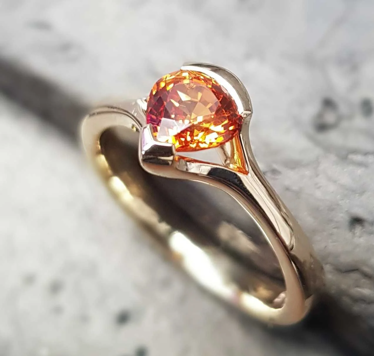 Simon Pure Platinum blue sapphire & Diamond Twilight Ring | Simon Pure