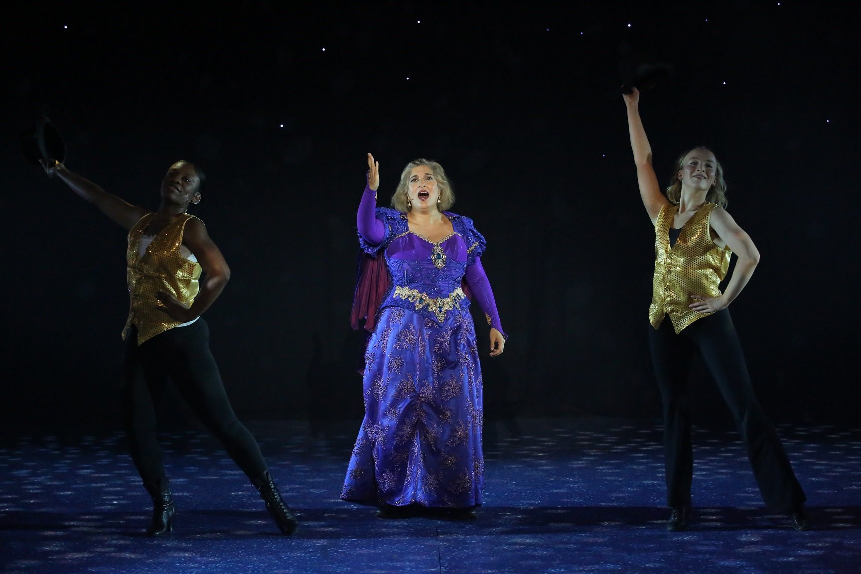 Beauty and the Beast - Beck Theatre, Hayes Panto - Christmas 2023/24 ...