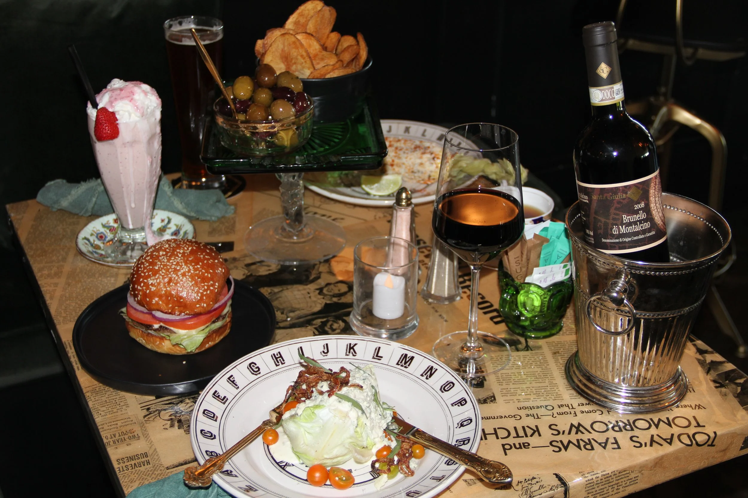 The New Deal Restaurant and Wine Bar - Burbank