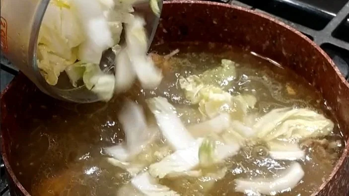 Make Soup With Leftover Duck Bones | Duck Bone Broth Soup | 鸭架汤 — PY's ...