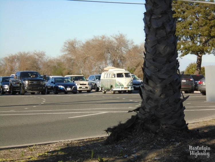 Street Spot: vDub Bus — Nostalgia Highway