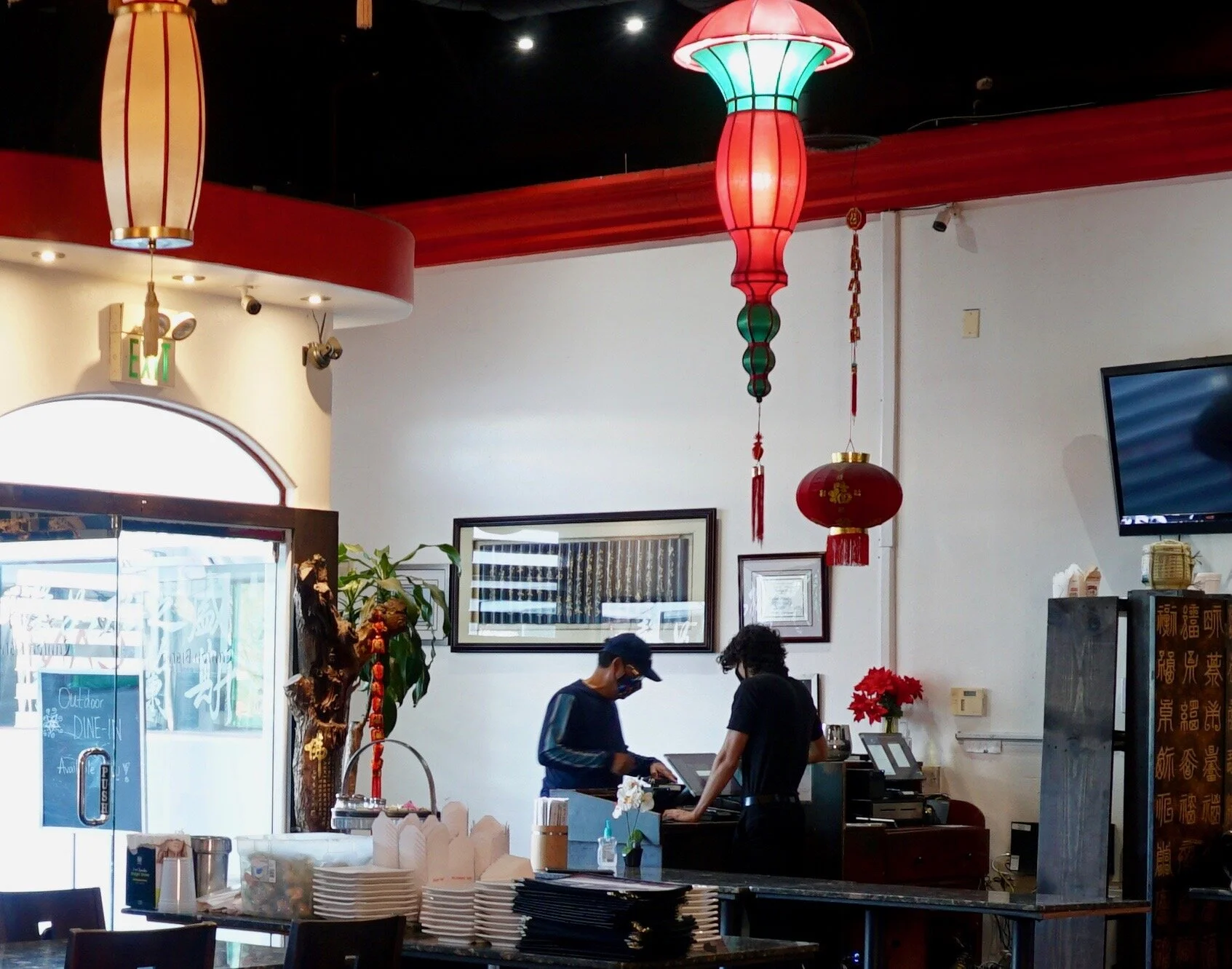 CANTON BISTRO - CHINESE RESTAURANT