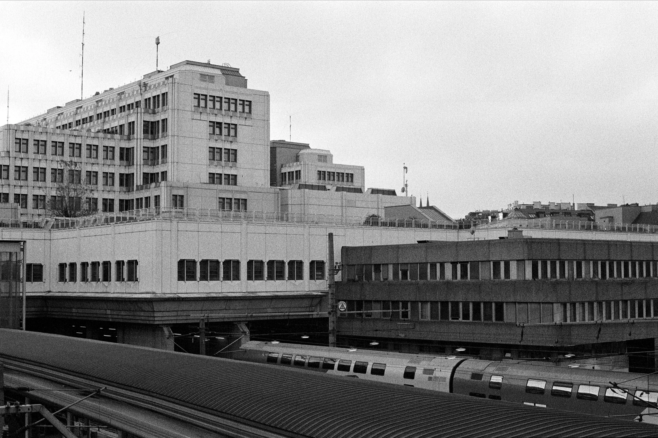 Minolta Maxxum 9 / Dynax 9 / Alpha 9 — thomas eisl